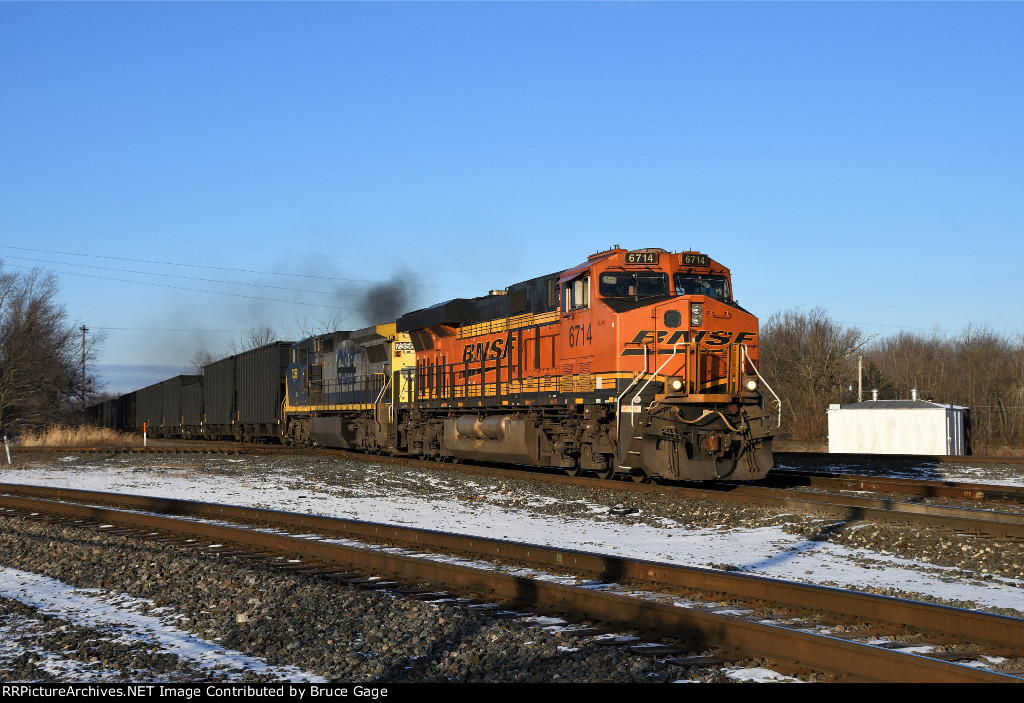 BNSF 6714